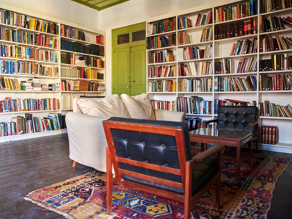 The Library at Etz Hayyim – Etz Hayyim Synagogue